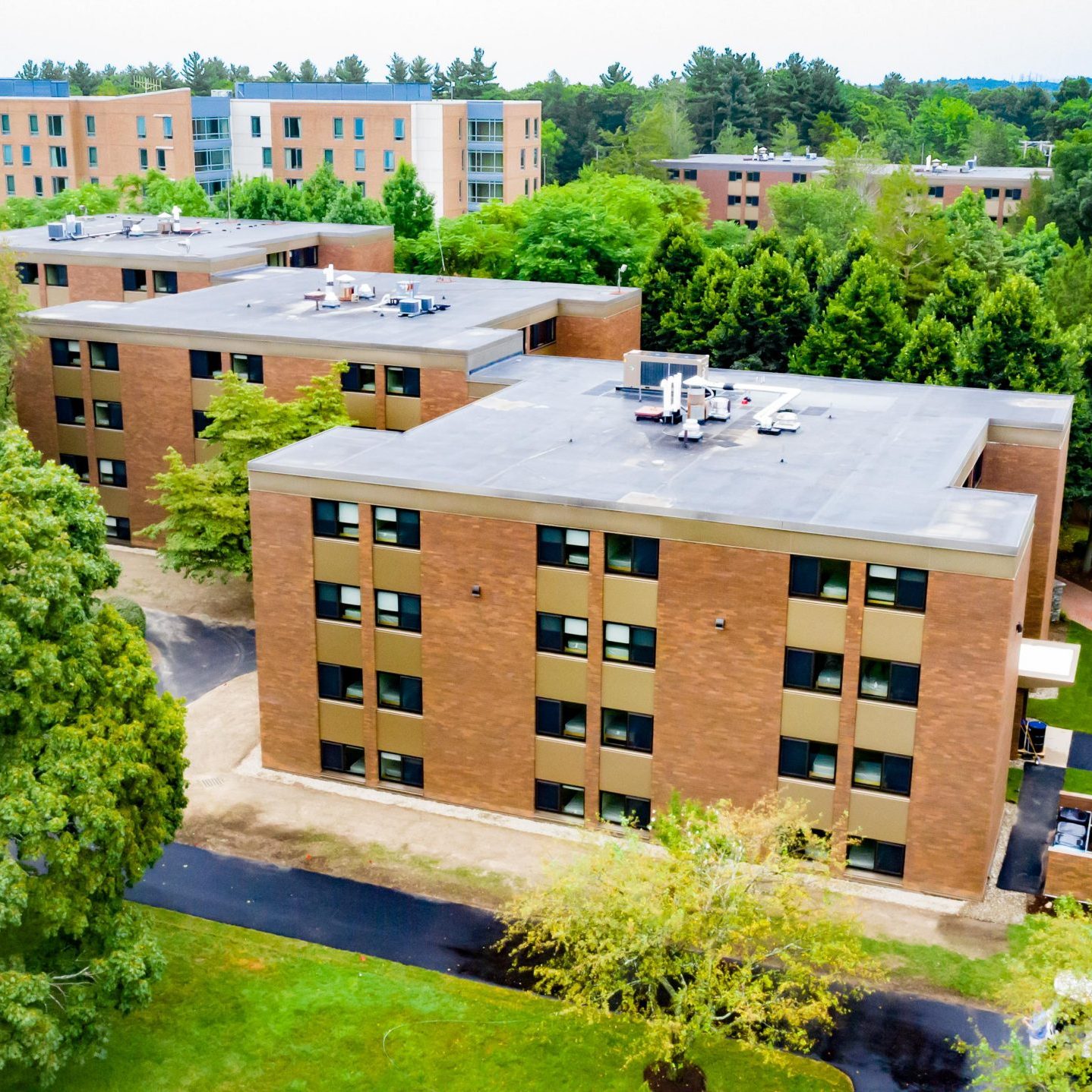 BRYANT UNIVERSITY | SMITHFIELD, RI (BUILDINGS 5 – 9) - Lockeed Window